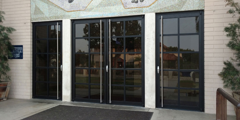 Retail Glass Doors, Charlotte, NC | SCG Glass